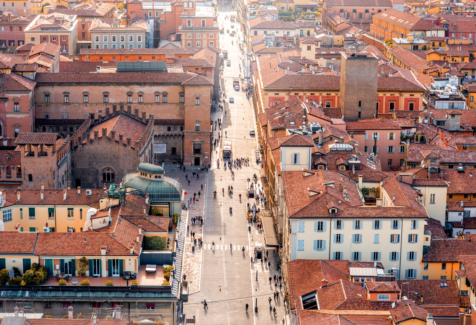 Cosa vedere a Bologna in un giorno: l'itinerario più comodo | momondo Cosa vedere a Bologna in un giorno: l'itinerario più comodo | momondo