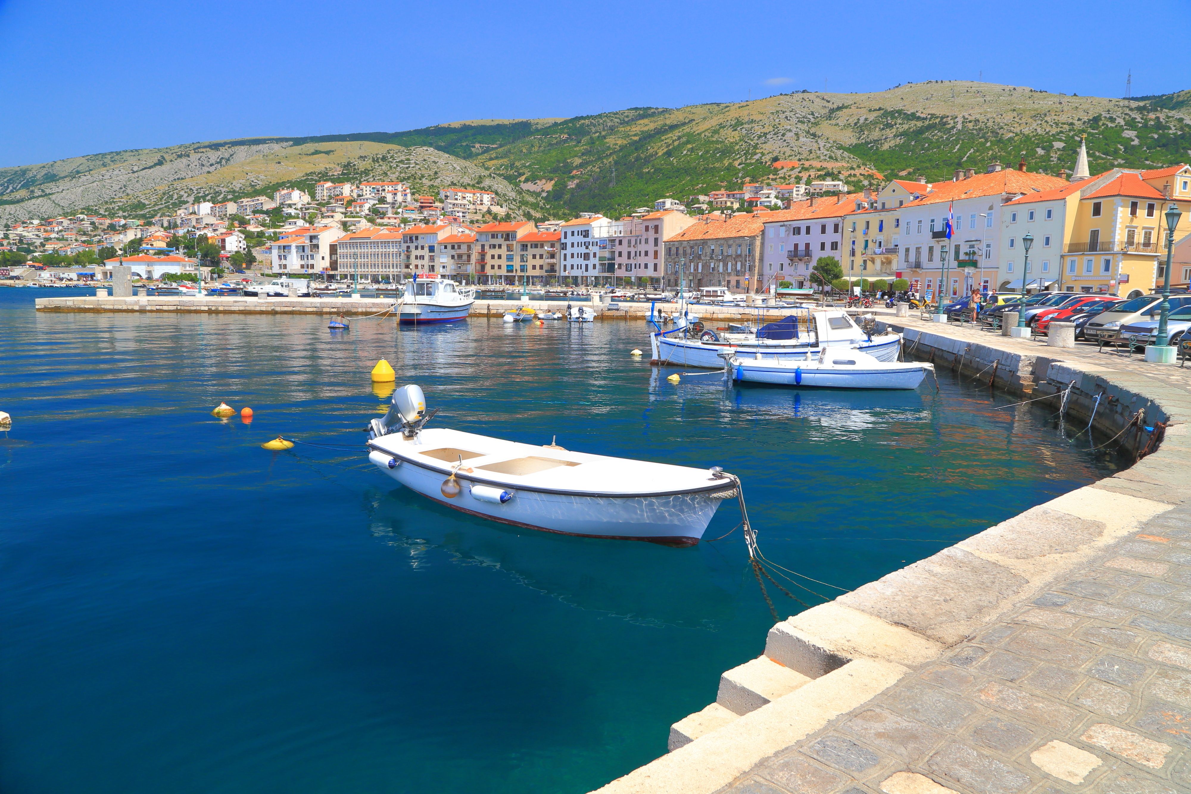 Hotel a Segna a partire da 14 € - Trova hotel economici con momondo