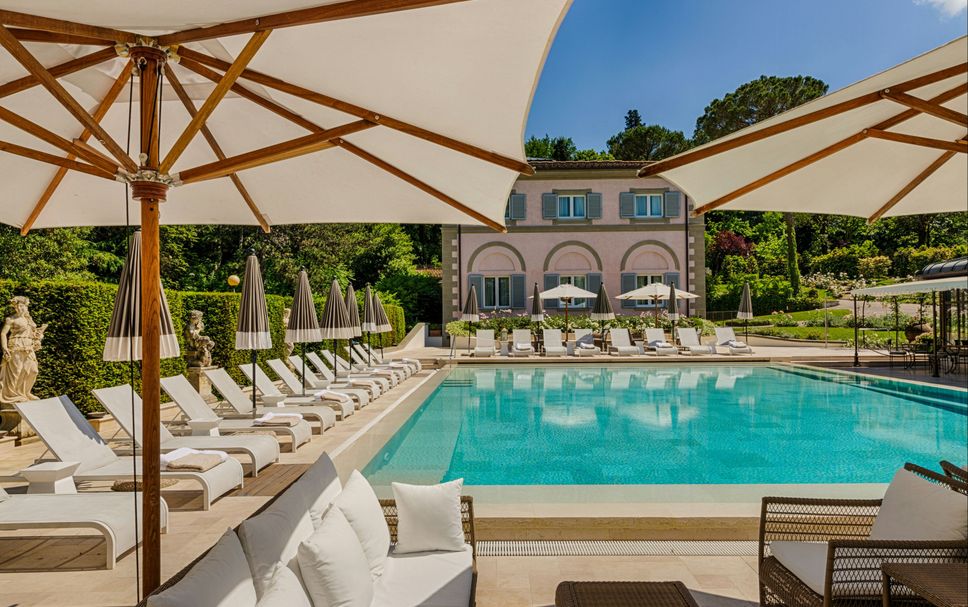 Villa Cora a Firenze, Italia da 377 €: offerte, recensioni, foto | momondo